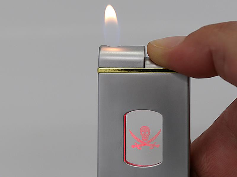 Metallfeuerzeuge "Pirat" LED, Softflame, 24er Display